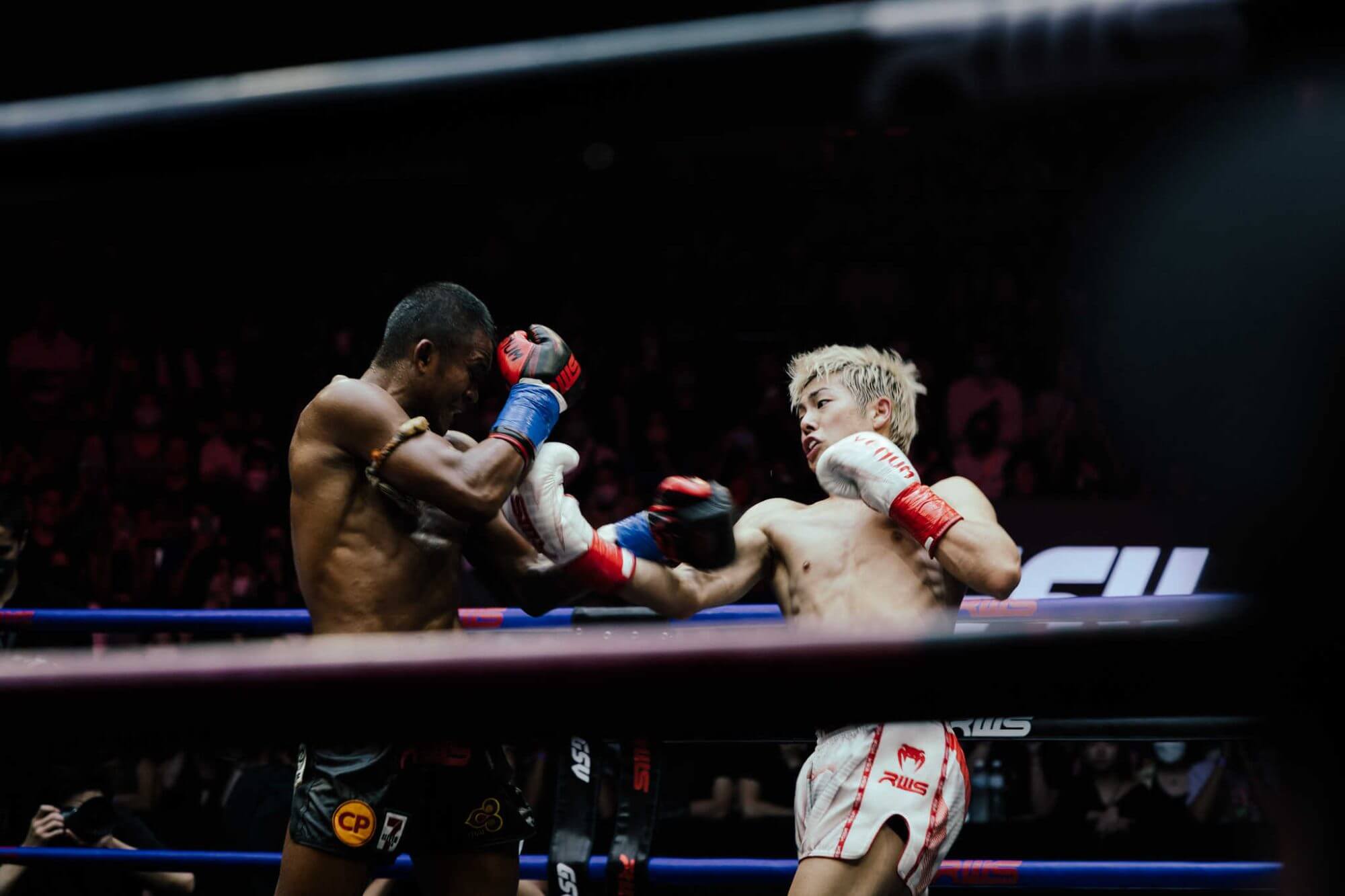 What is Kickboxing | Is It Different from Muay Thai? - RWS Stadium