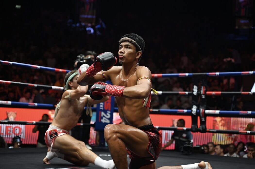 What is an Authentic Wai Kru in Muay Thai - Rajadamnern